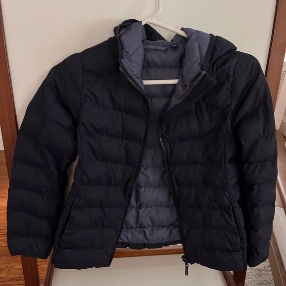 Uniqlo | Jackets & Coats | Uniqlo Puff Jacket With Hood Girls Sz 8 ...